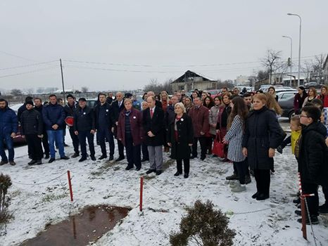 Shkolla “Ismail Luma” në Lipjan kremton përvjetorin (FOTO) - LipjaniNews