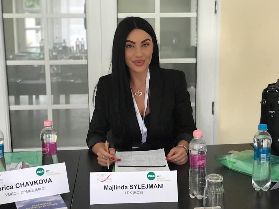 Majlinda Sylejmani në Budapest të Hungarisë, përfaqëson LDK-në në ...
